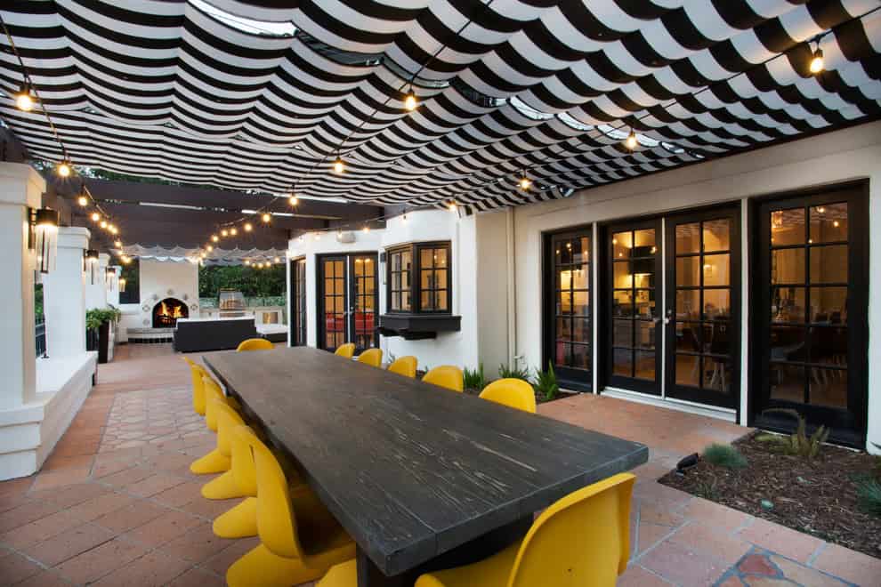 15 Stunning Eclectic Patio Designs That Will Make You Live Outdoors