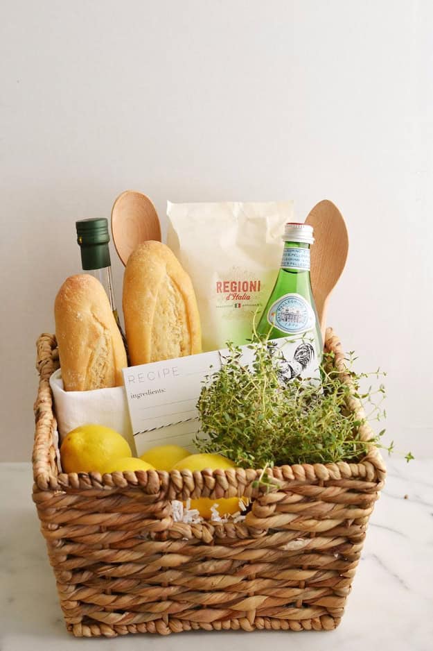 15 Of The Best DIY Housewarming Gifts That You Can Make To Impress 15 Of The Best DIY Housewarming Gifts That You Can Make To Impress