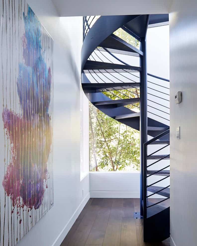 15 Outstanding Mid-Century Modern Staircase Designs
