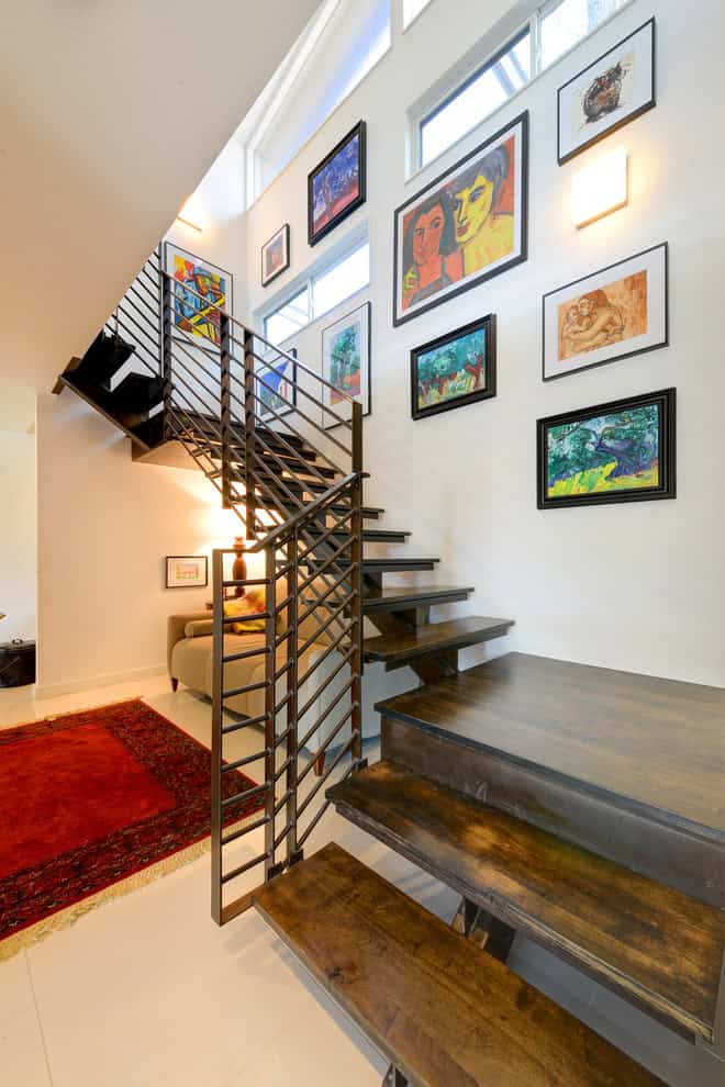 15 Outstanding Mid-Century Modern Staircase Designs