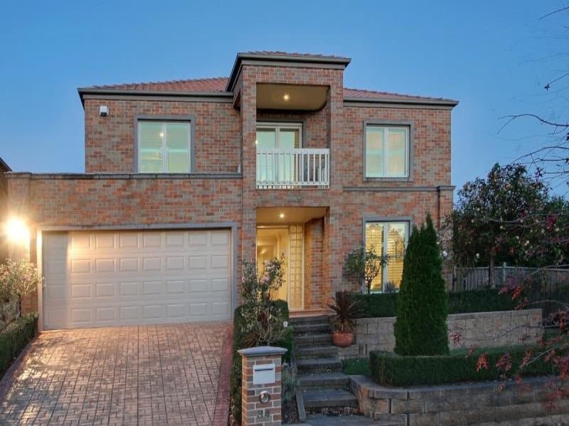 16 Marvelous Brick House Designs That You Shouldn't Miss