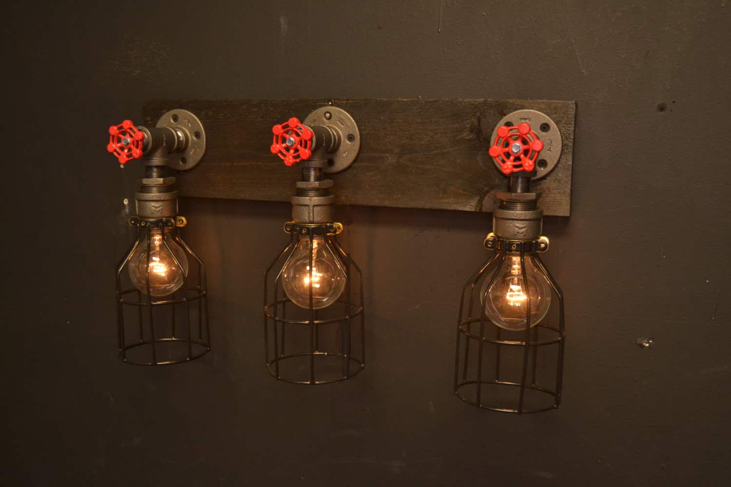 16 Incredible Handmade Reclaimed Wood Lighting Designs You Can Make By ...