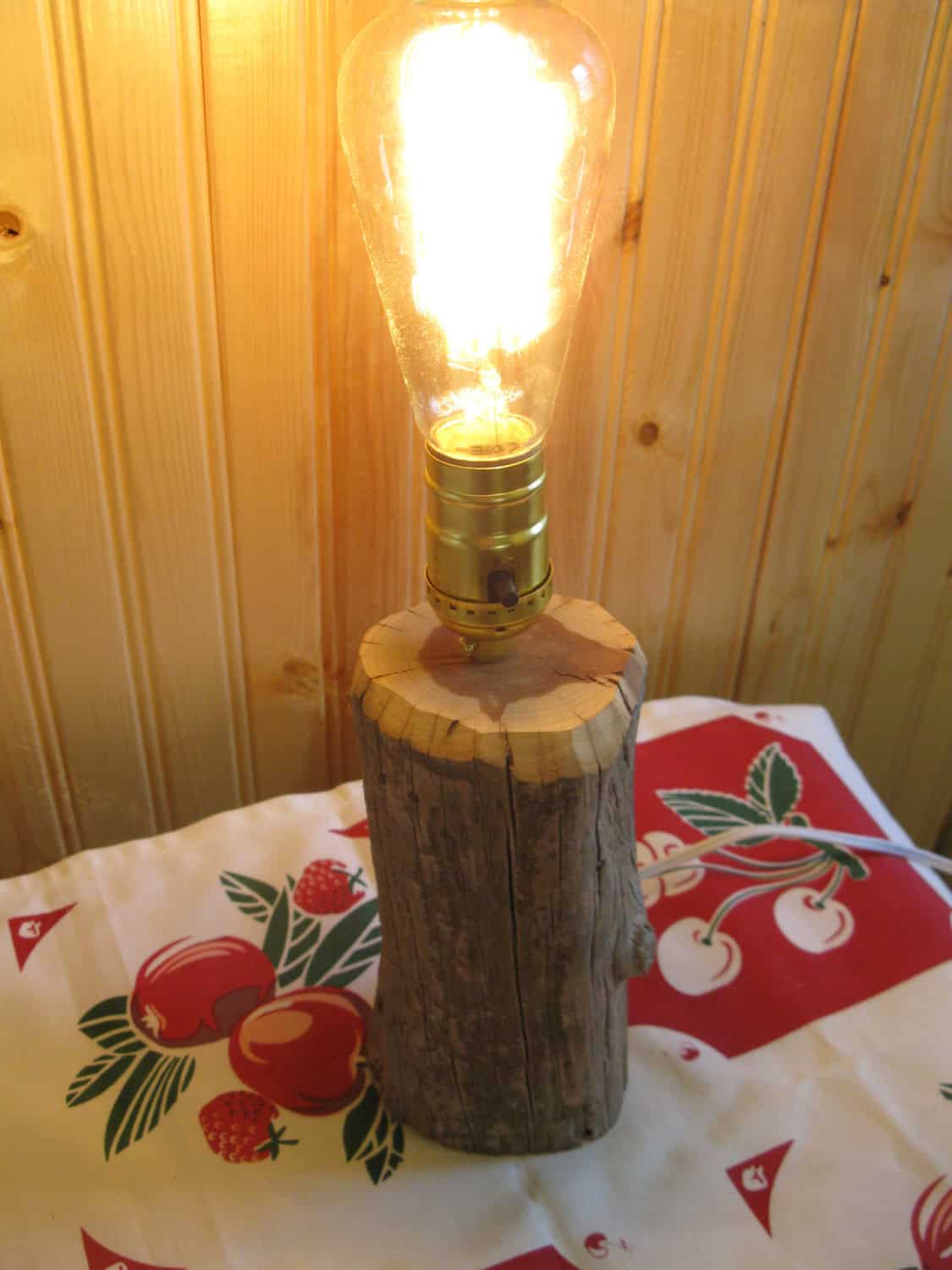 16 Incredible Handmade Reclaimed Wood Lighting Designs You Can Make By ...