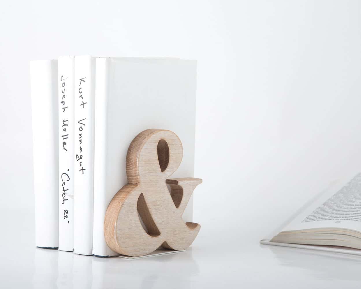 16 Incredible Handmade Bookends That Will Spice Up Your Bookshelves