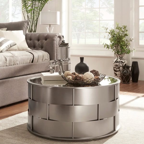 20 Extravagant Club Tables That Will Give New Dimension To Your Home