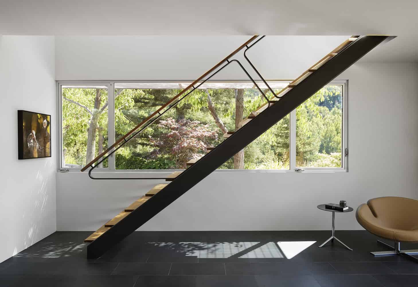 Shou Sugi Ban House by Schwartz and Architecture in Los Gatos, California