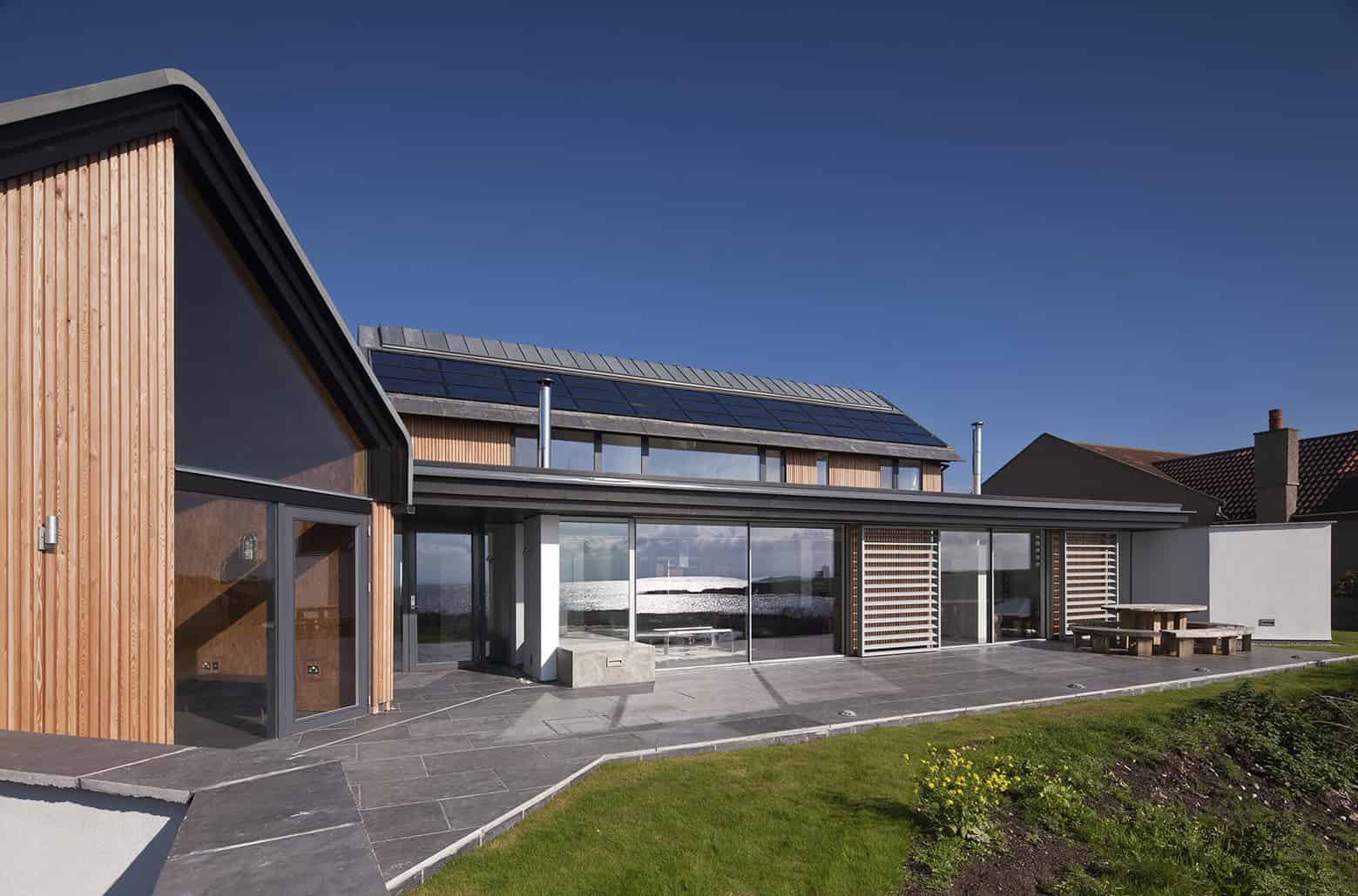 House in Elie by WT Architecture in Fife, Scotland
