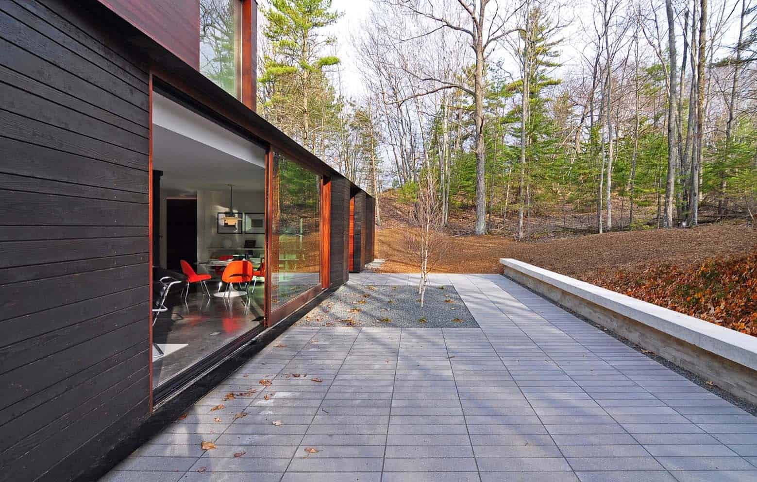 Pleated House by Johnsen Schmaling Architects in Wisconsin, USA
