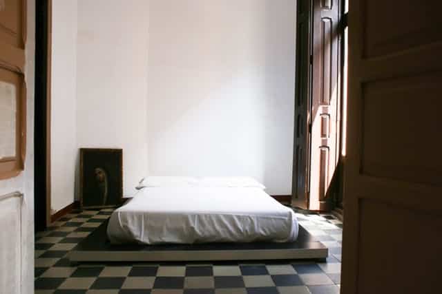 17 Outstanding Floor Bed Designs That Are Worth Your Time