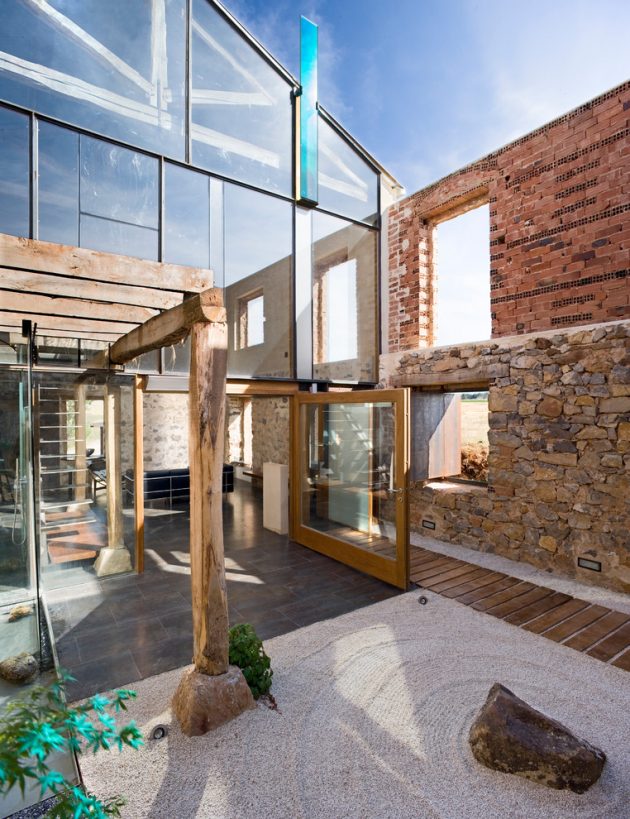 18 Wonderful Industrial Patio Designs That Will Make You Spend More ...