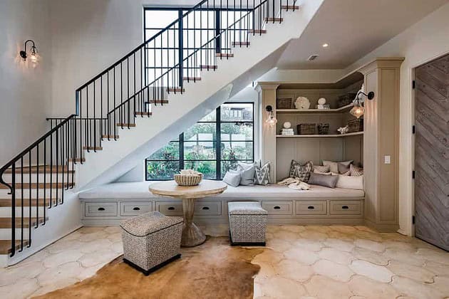 16 Tremendous Mediterranean Staircase Designs That Will Make Your Jaw Drop