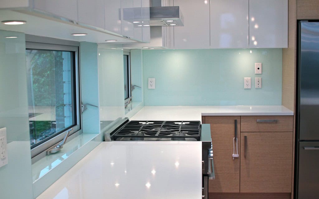 Glass In The Kitchen- Guaranteed Elegance