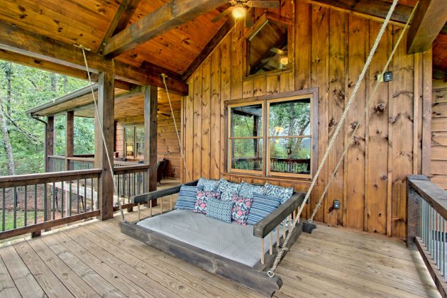 16 Outstanding Rustic Porch Designs You Will Fall In Love With