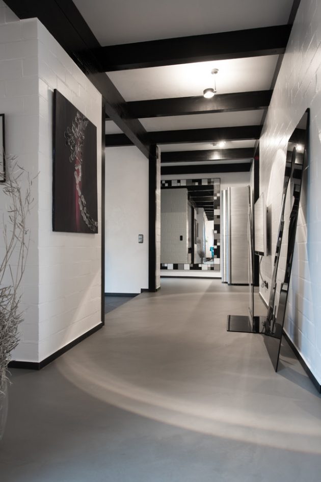 16 Superb Contemporary Hallway Designs That Will Connect Your Home in Style