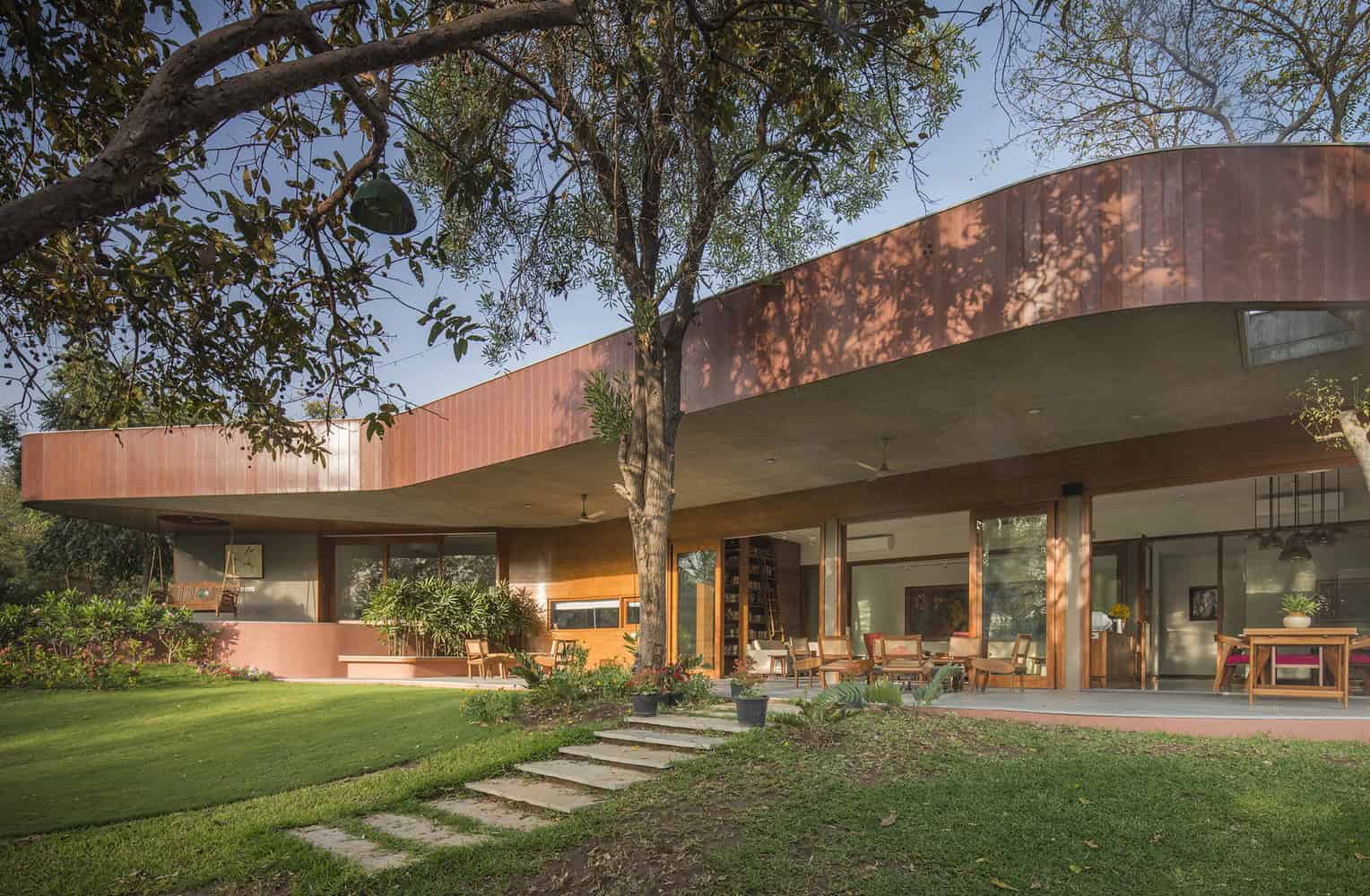 Verandah House by Modo Design in Western India