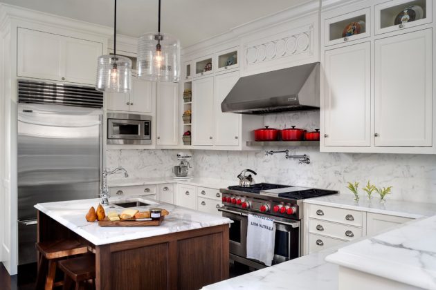 15 Beautiful Traditional Kitchen Designs With A Timeless Look
