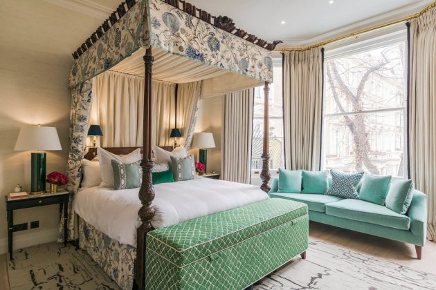 20 Sophisticated Traditional Bedroom Interiors You Wouldn't Want To Leave