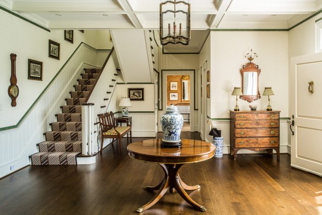 15 Outstanding Traditional Entry Hall Designs You Need To See