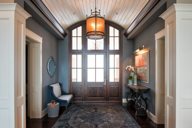 15 Outstanding Traditional Entry Hall Designs You Need To See