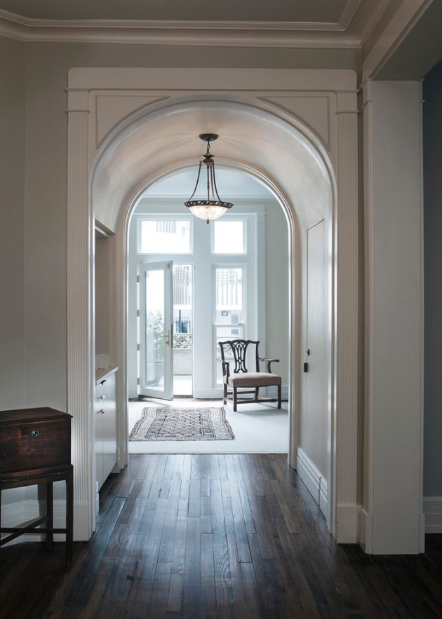 15 Outstanding Traditional Entry Hall Designs You Need To See