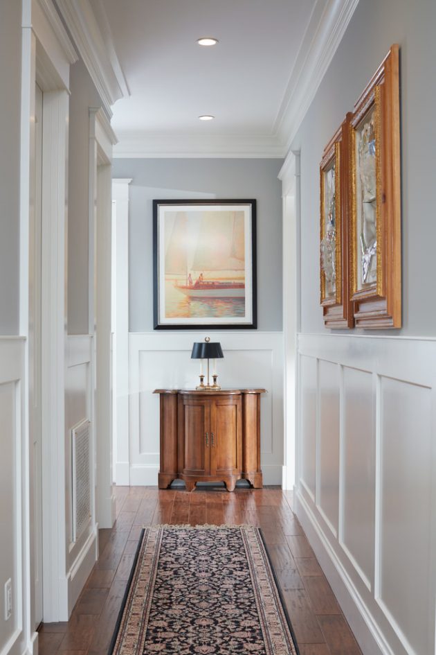 16 Beautiful Traditional Hallway Designs You Should Explore