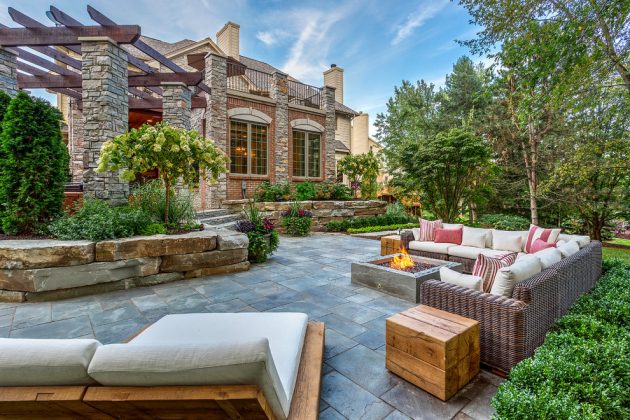 16 Dazzling Traditional Patio Designs You'll Fall In Love With