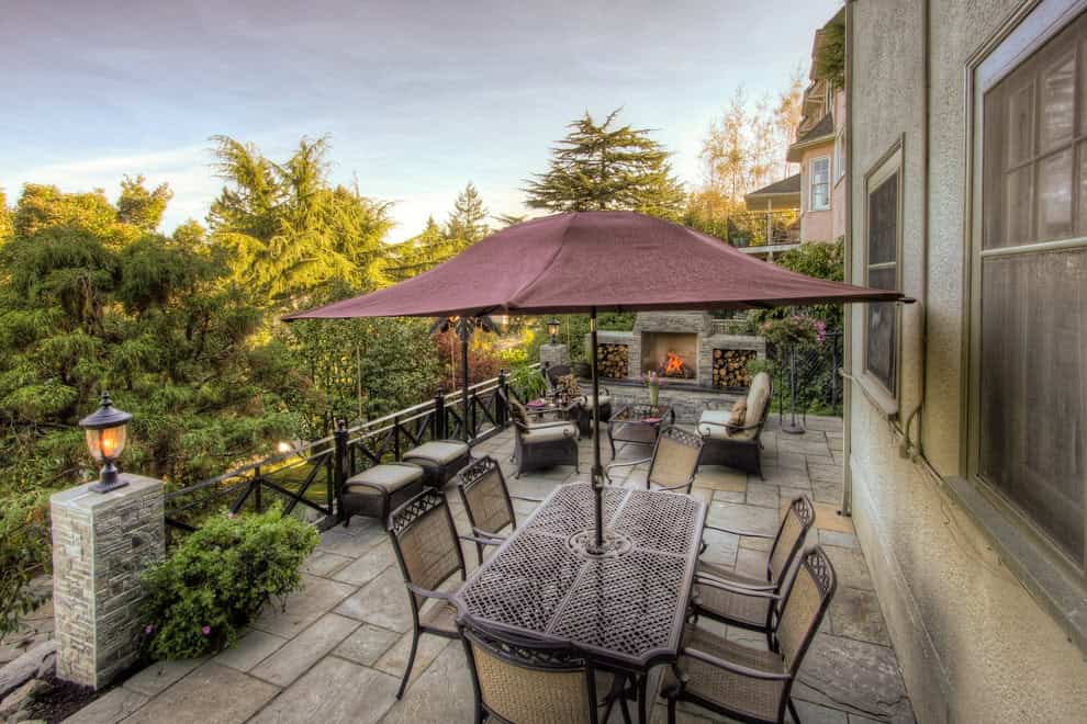 17 Outstanding Traditional Balcony Designs That Will Make You Fall In Love