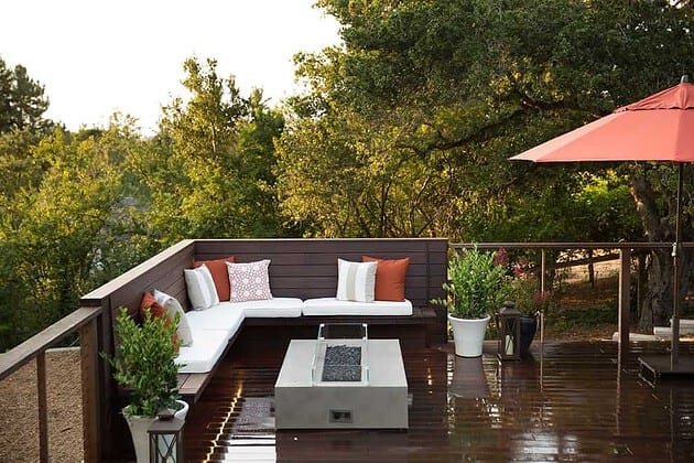 18 Appealing Traditional Deck Designs Your Backyard Needs