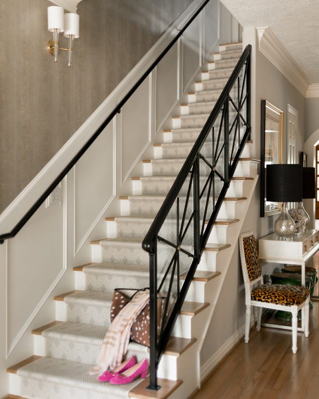 18 Elegant Traditional Staircase Designs That Will Take Your Breath Away