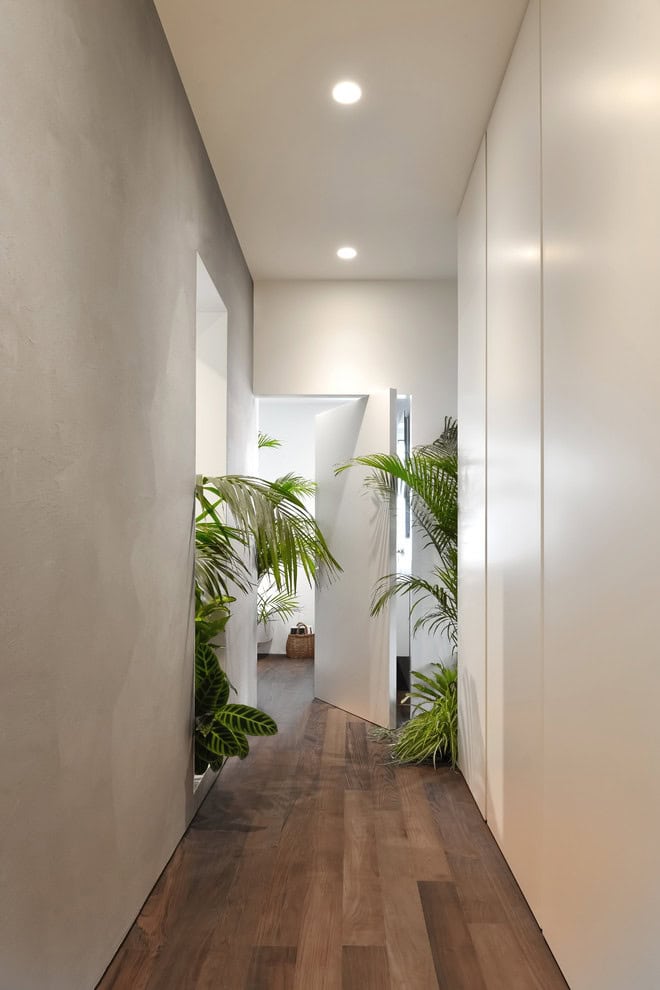 17 Remarkable Tropical Hallway Designs Your Interior Lacks