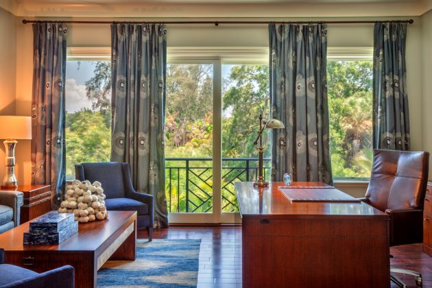 18 Spectacular Tropical Home Office Designs You Just Have To See