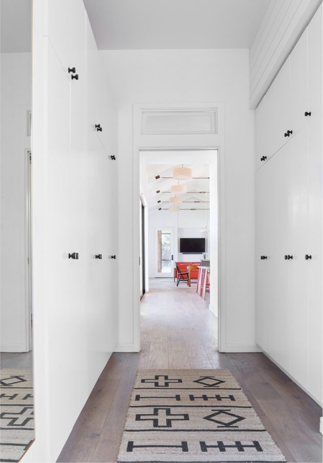 18 Beautiful Scandinavian Hallway Designs You Need To See