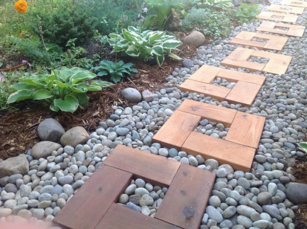 15 Creative DIY Stone Path Designs That Everyone Can Do