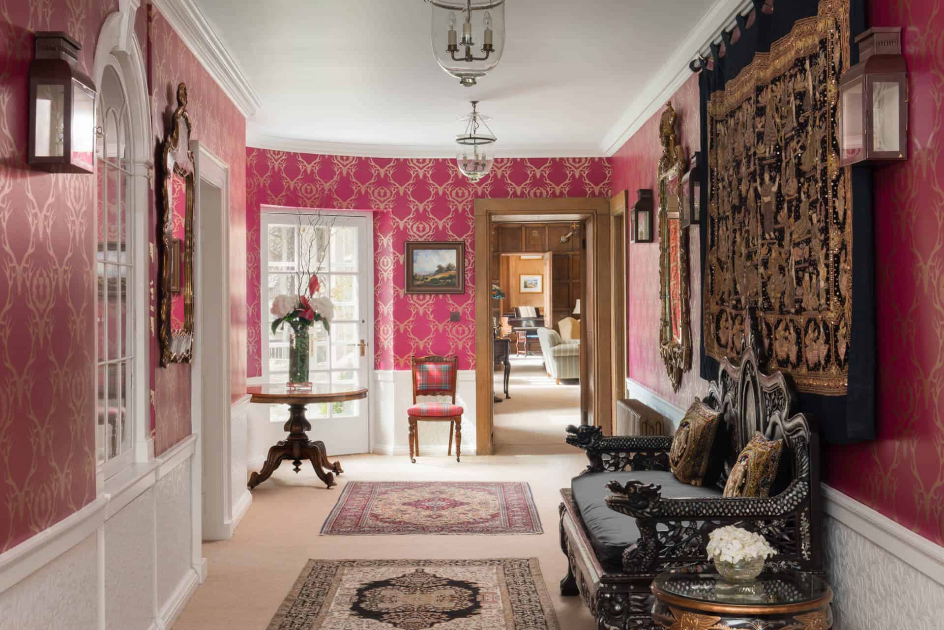 15 Chic Eclectic Hallway Designs That Know How To Keep Things Interesting