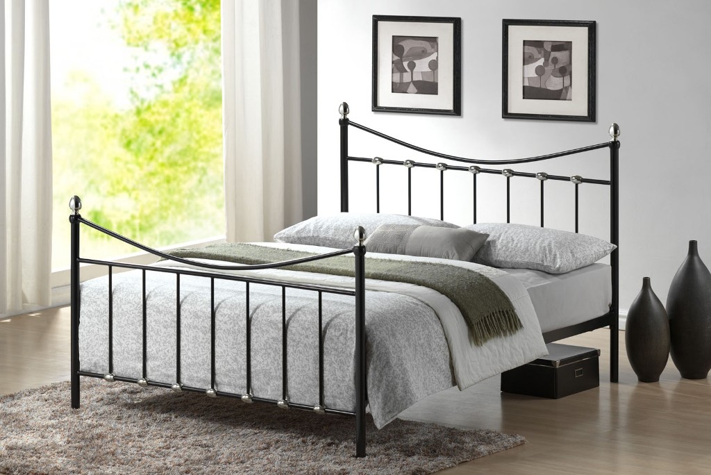 15 Cozy Metal Bed Designs To Help You In Your Choice