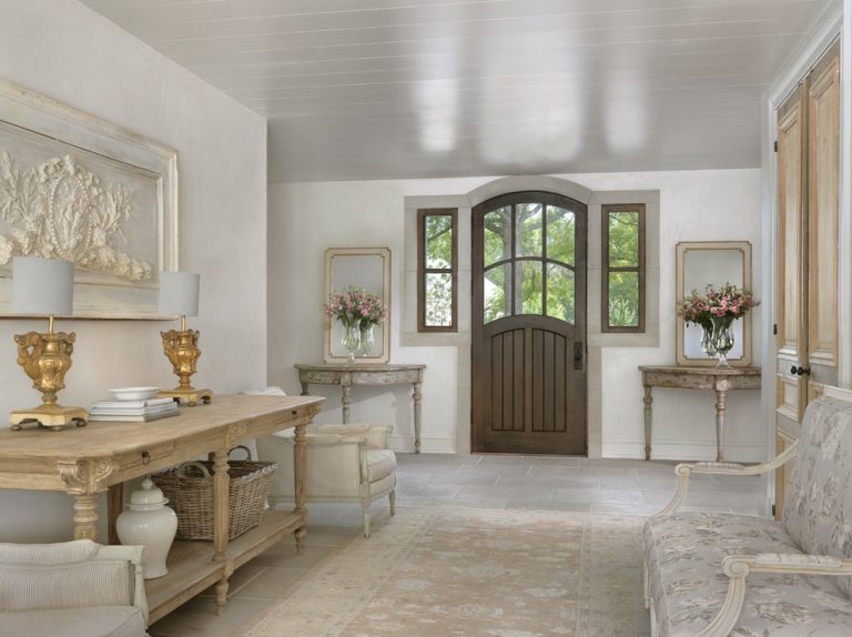 15 Awesome Shabby-Chic Entry Designs That Are Out Of The Box