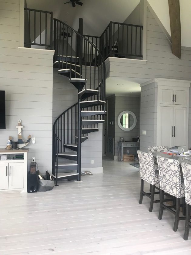 18 Charming Shabby-Chic Staircase Designs You Should See
