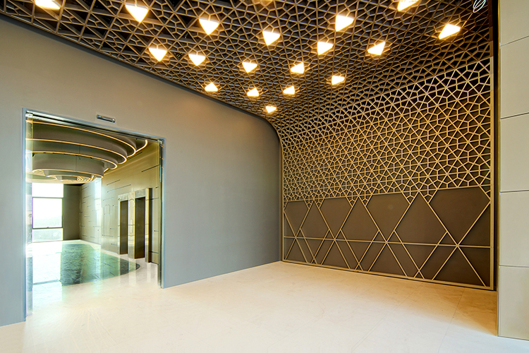 Integrating Architecture with Technology: Informatics Valley