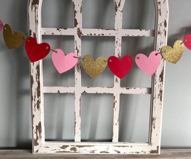 15 Sweet Handmade Valentine's Day Banner Designs To Spice Up The Atmosphere