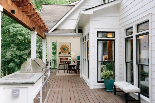 16 Amazing Farmhouse Deck Designs That Will Serve You Forever