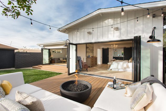 16 Amazing Farmhouse Deck Designs That Will Serve You Forever