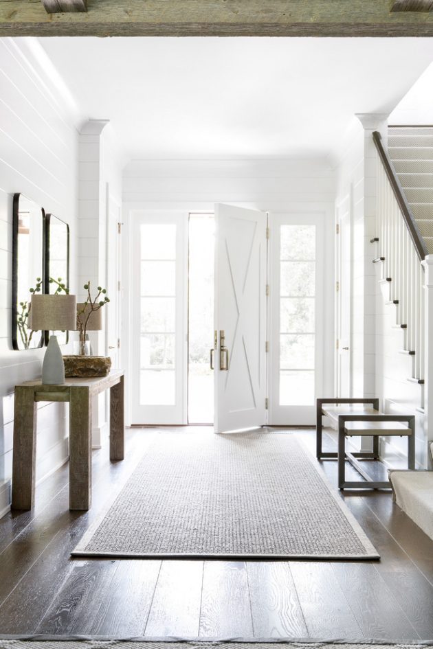 15 Farmhouse Entry Hall Designs That Will Give You A Warm Welcome