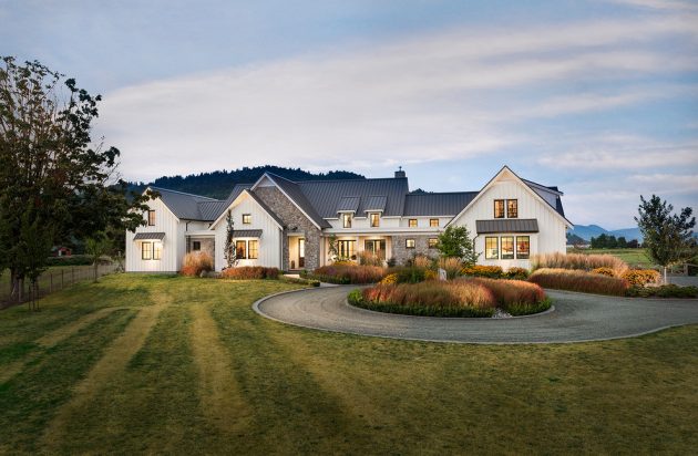 18 Beautiful Farmhouse Exterior Designs You Will Fall In Love With