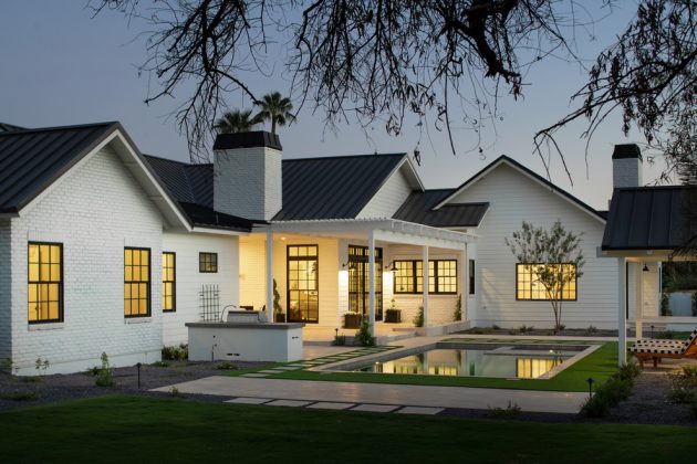 20 Sensational Farmhouse Swimming Pool Designs You Must See