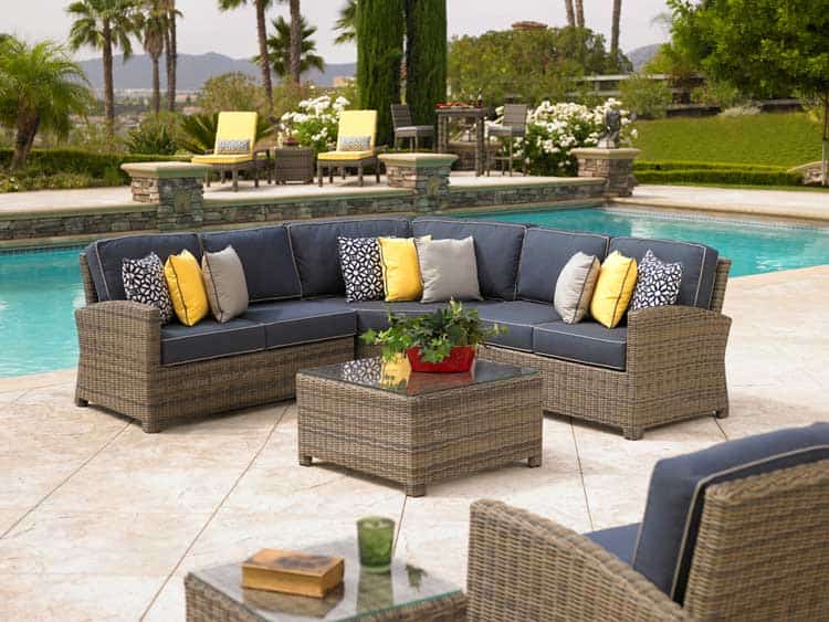 17 Excellent Ideas For Choosing The Best Backyard Furniture