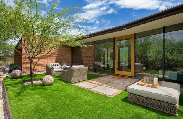 15 Stunning Mid-Century Modern Patio Designs You'll Adore