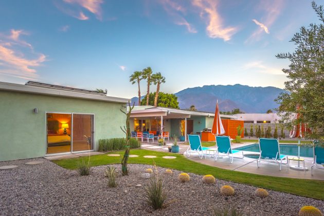 15 Superb Mid-Century Modern Landscape Designs For Your Garden