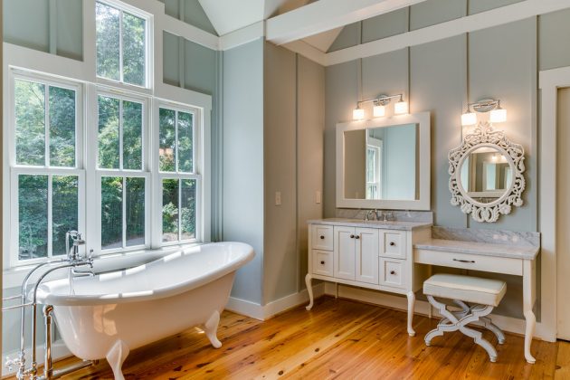 15 Splendid Victorian Bathroom Designs You'll Adore