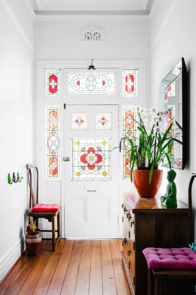 16 Warm & Welcoming Victorian Entry Hall Interiors You Must See