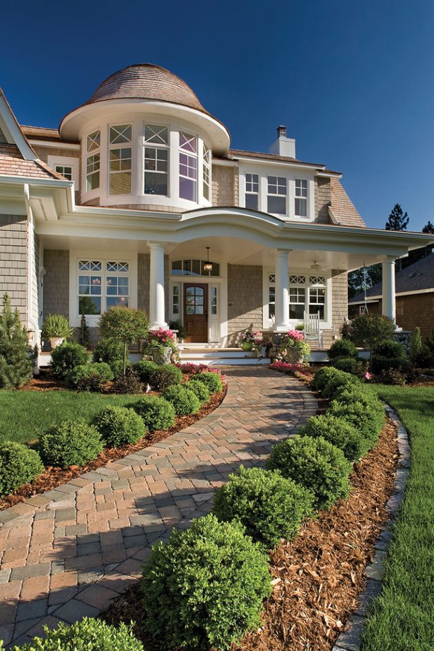 16 Astounding Victorian Exterior Designs You'll Wish Your Home Had